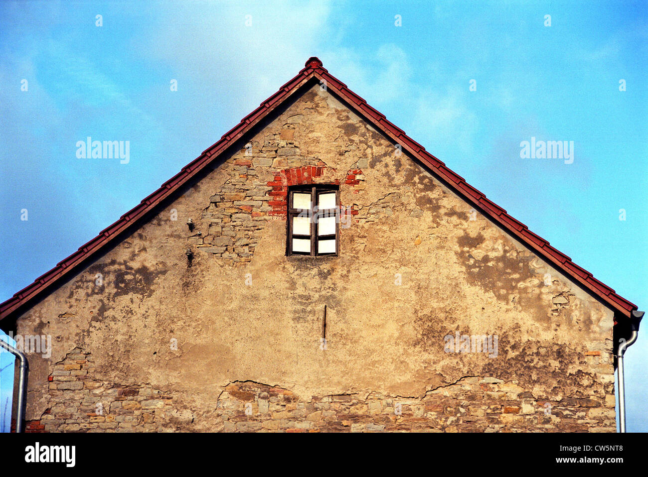Gable window of a country house Stock Photo - Alamy