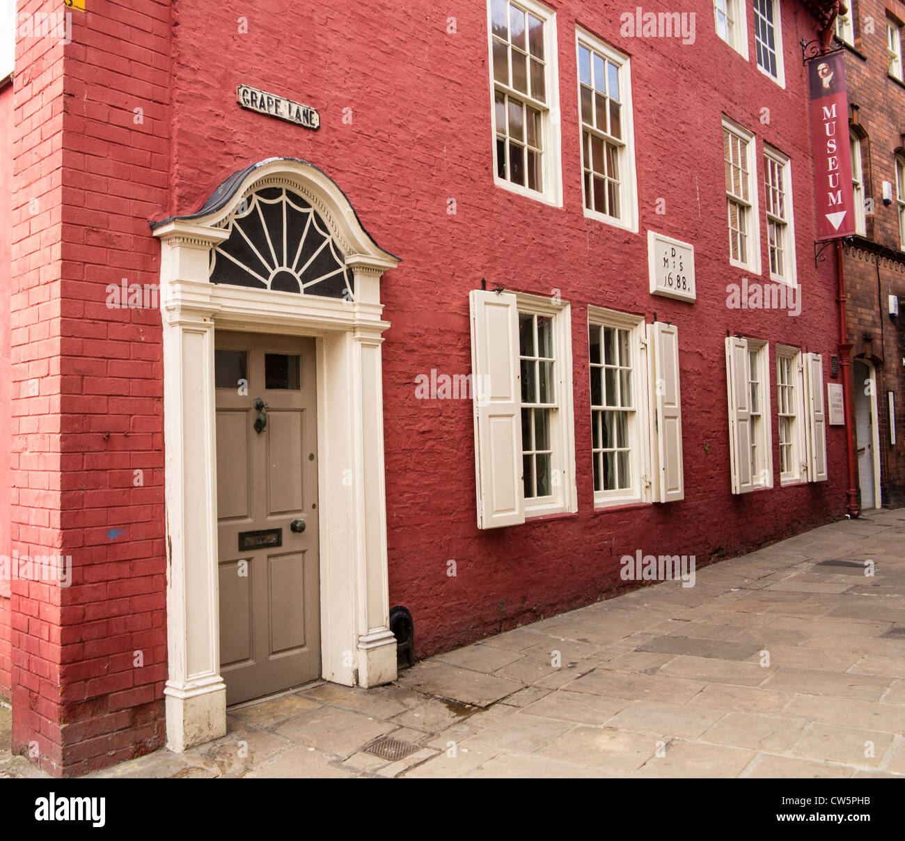 Whitby museum yorkshire hi-res stock photography and images - Alamy