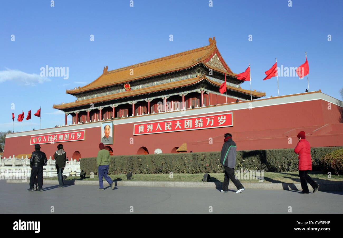 Peace monuments hi-res stock photography and images - Alamy