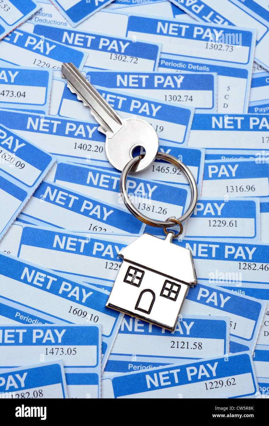 BRITISH PAYSLIPS WITH HOUSE KEYRING KEY RE THE ECONOMY INCOMES SALARY ...