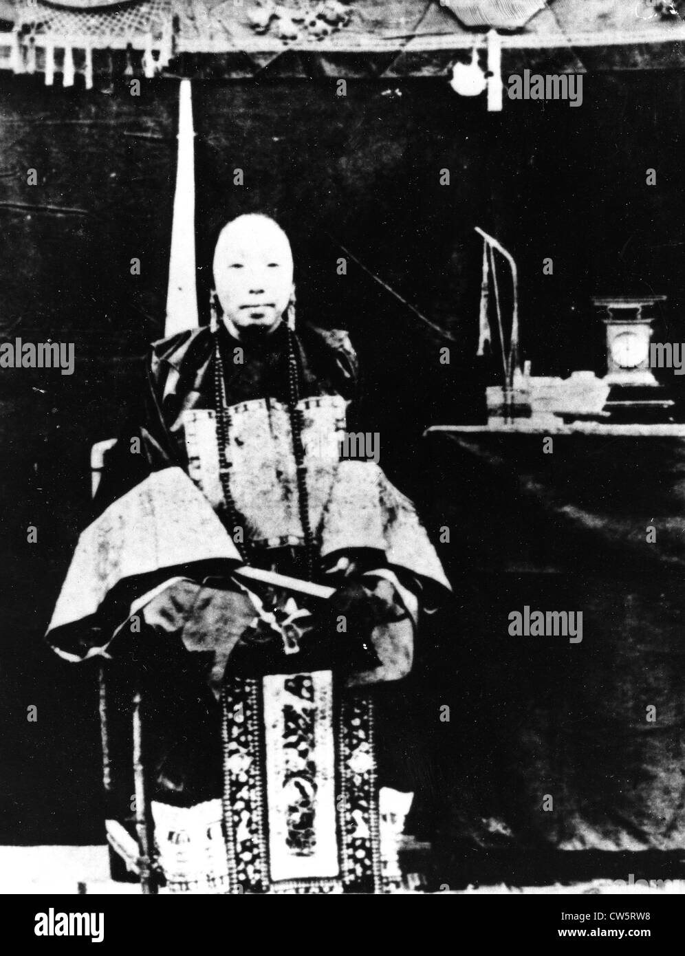 Tzu hsi hi-res stock photography and images - Alamy