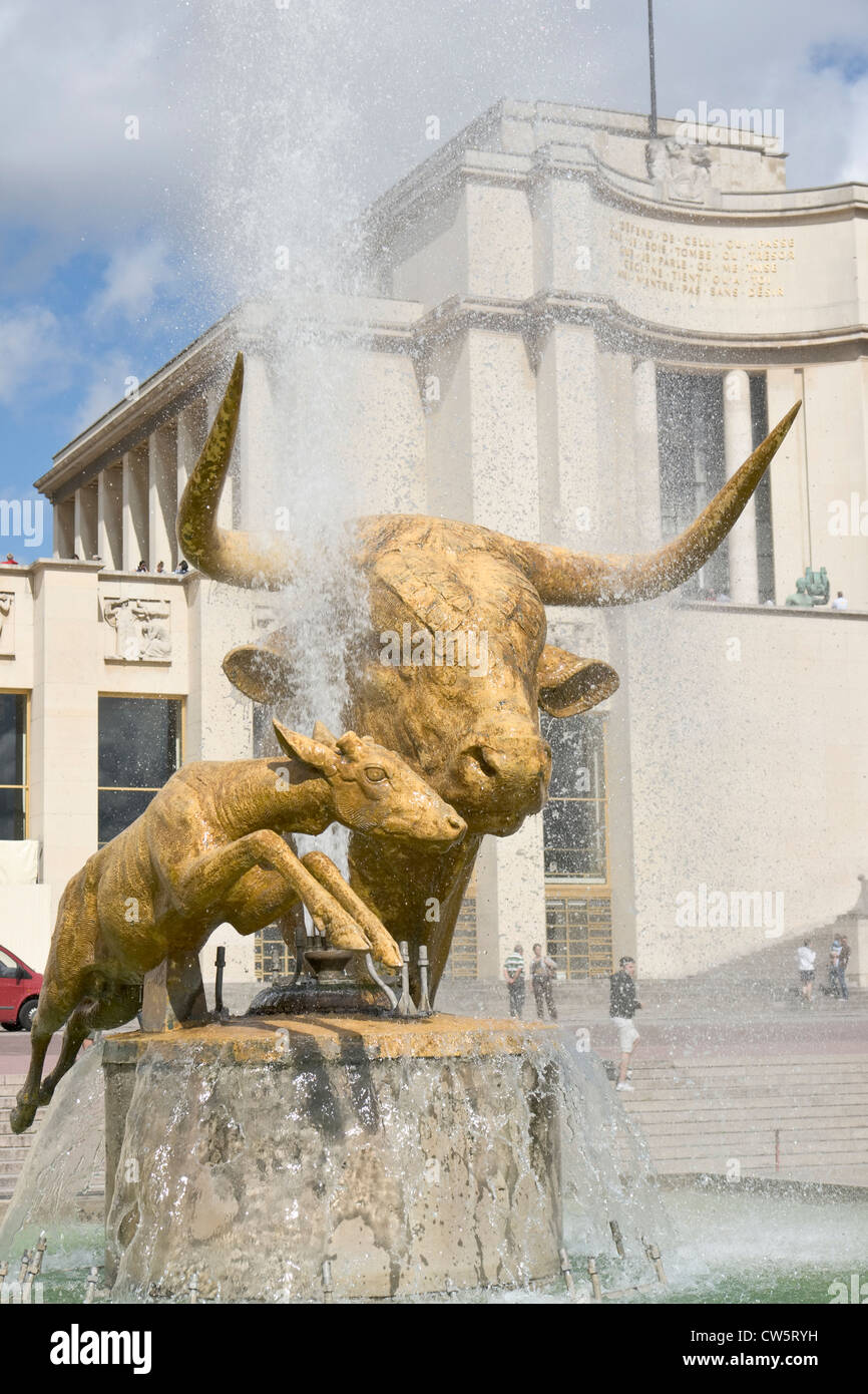 Bull and Fawn Stock Photo - Alamy