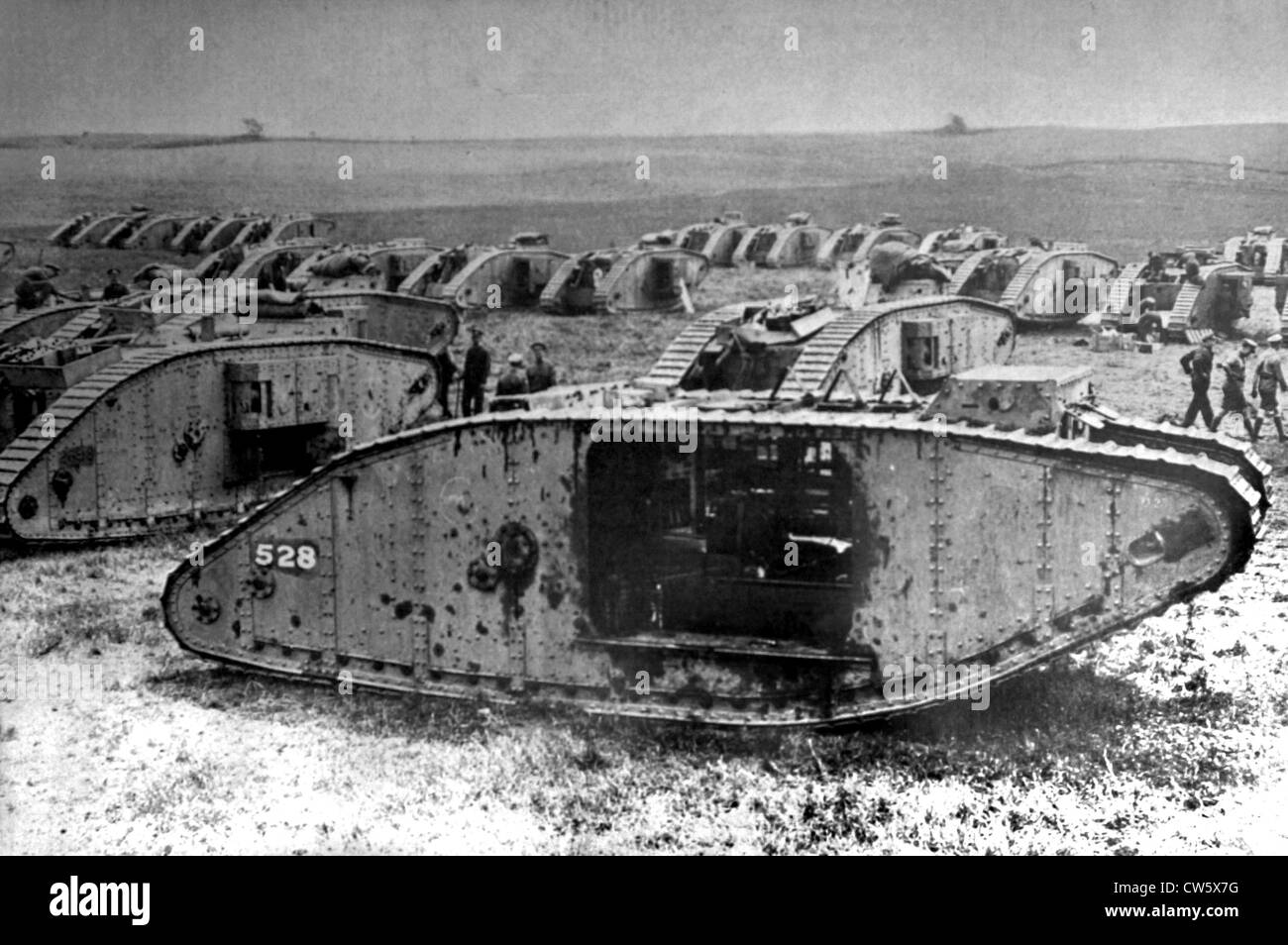 War 1918 tank hi-res stock photography and images - Alamy