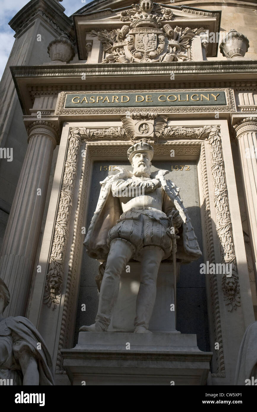 Coligny monument, Paris Stock Photo - Alamy
