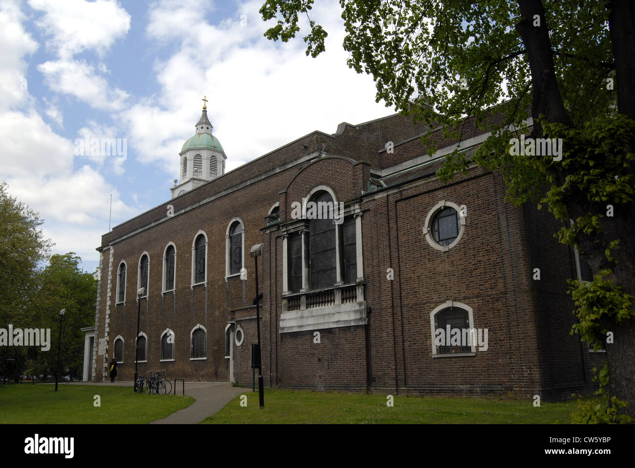 Holy trinity church clapham hi-res stock photography and images - Alamy