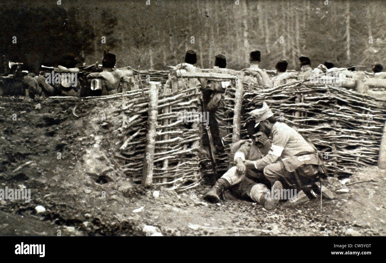 Soldier with bandage hi-res stock photography and images - Alamy