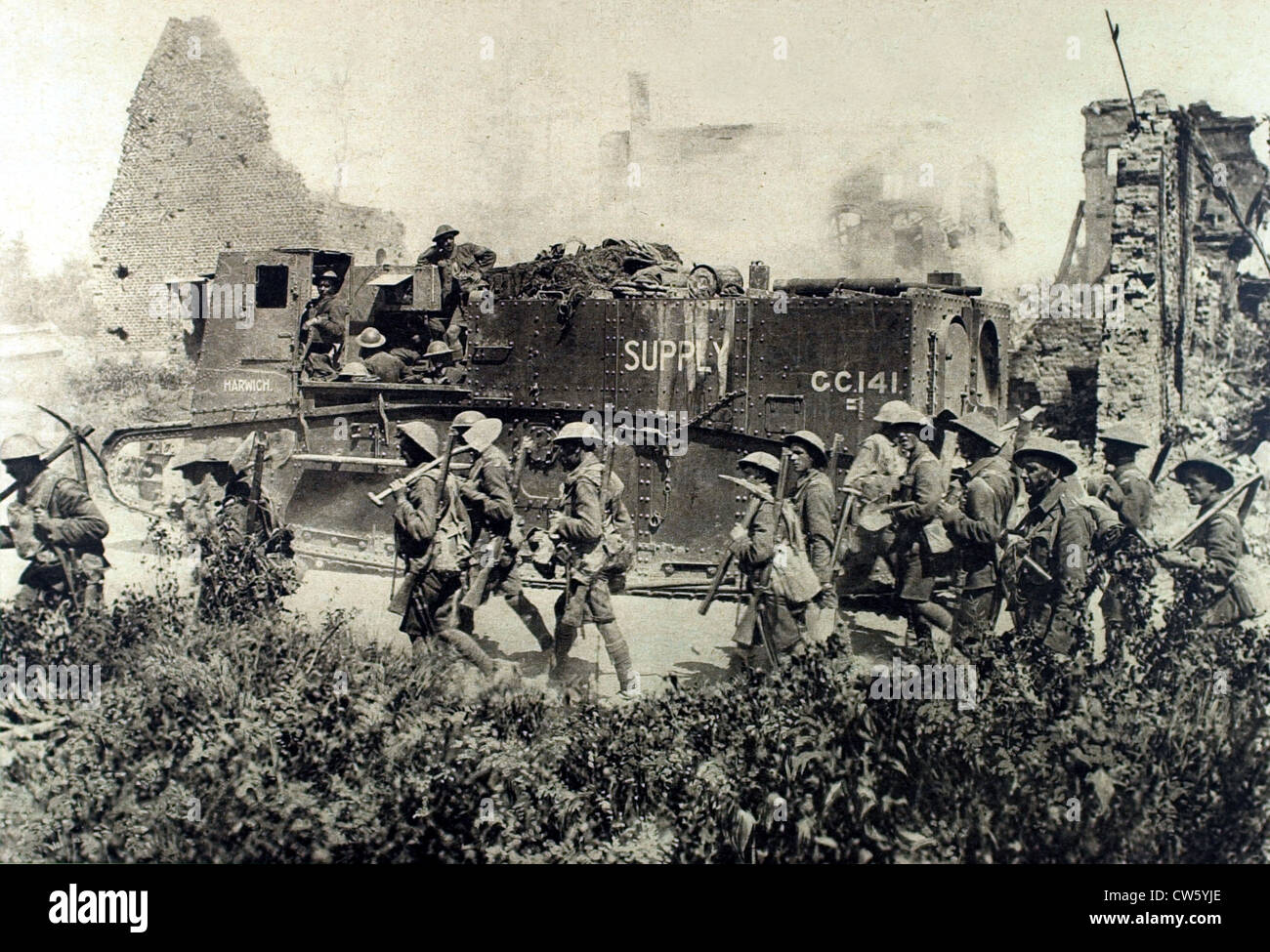 World War I. Supply tank going off to war (1918 Stock Photo - Alamy