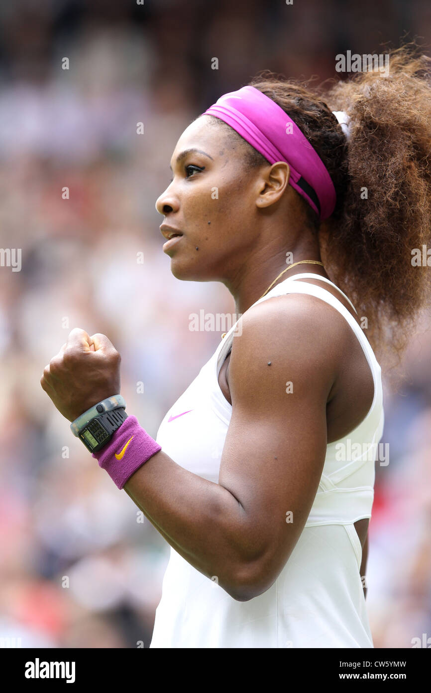Serena Williams (USA) celebrating her win at Wimbledon Stock Photo - Alamy