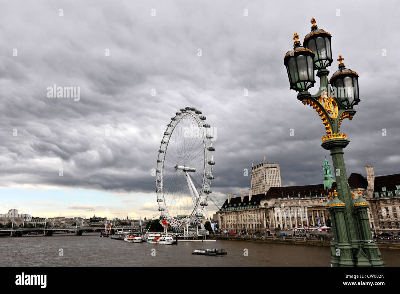 London eye seen river thames hi-res stock photography and images - Alamy