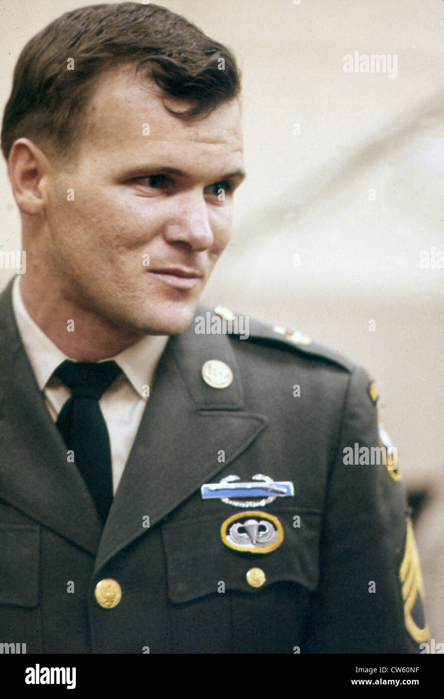 BARRY SADLER (1940-1987) US Army ex-combat medic recording his "Ballads ...