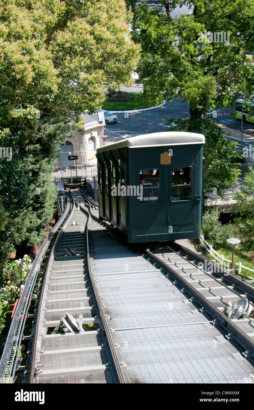 French Funicular railway which operates between Chateau de Pau and the ...