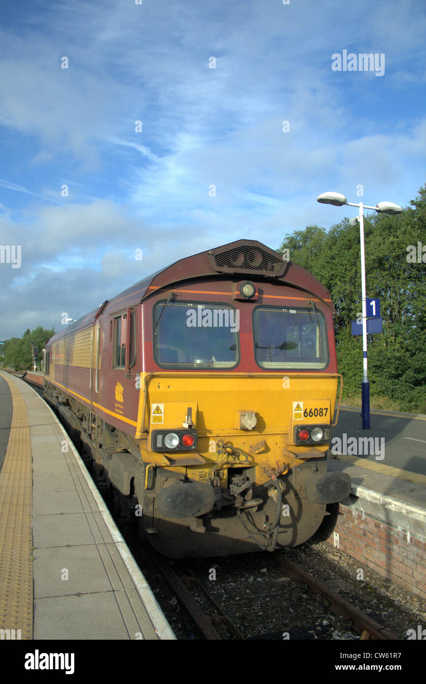 Blackburn railway station hi-res stock photography and images - Alamy