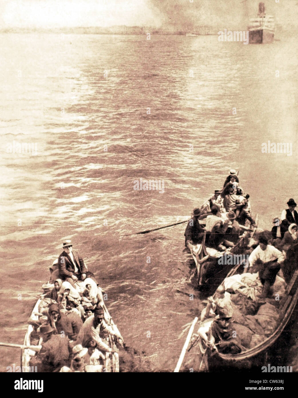 Evacuation of Smyrna after the Greek defeat (1922 Stock Photo - Alamy