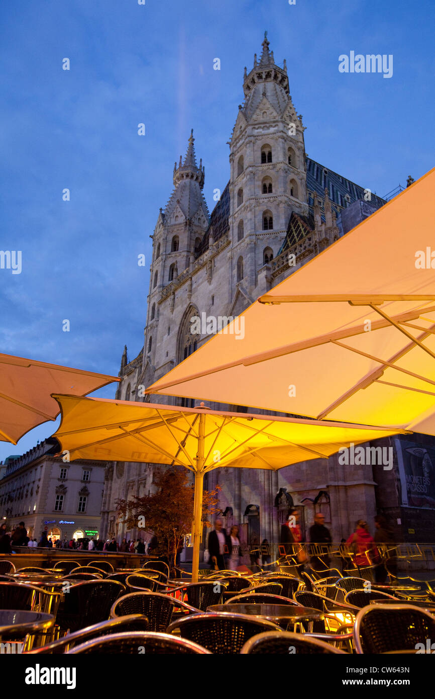 Terrace bar vienna hi-res stock photography and images - Alamy