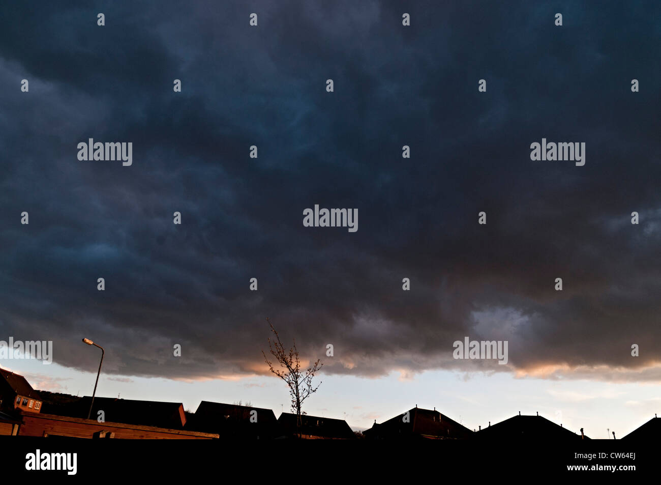 Weather clouds sky stormfront storm front hi-res stock photography and ...