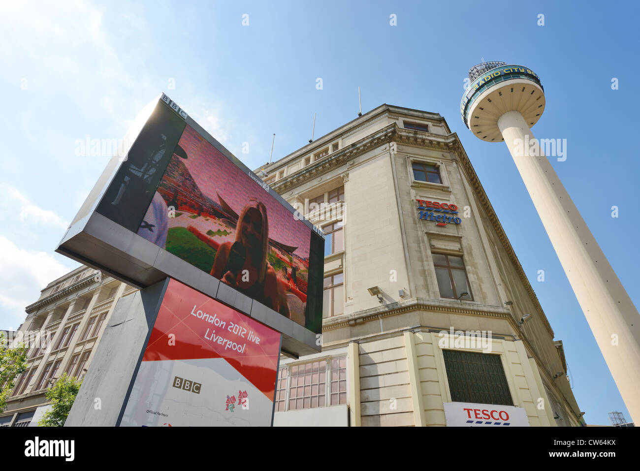 Square screen hi-res stock photography and images - Alamy