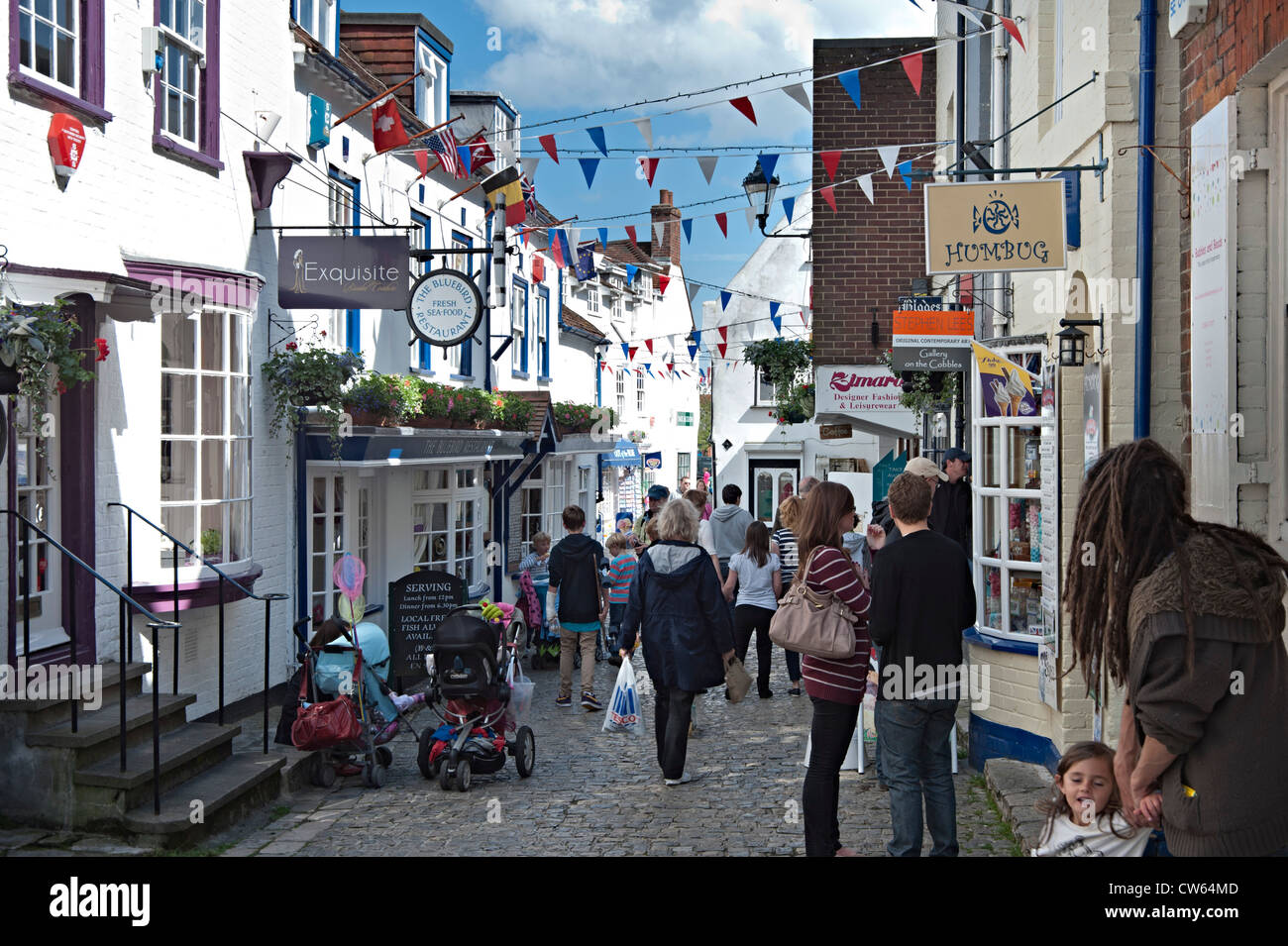 lymington cobbled harbour high street old town quay Stock Photo - Alamy