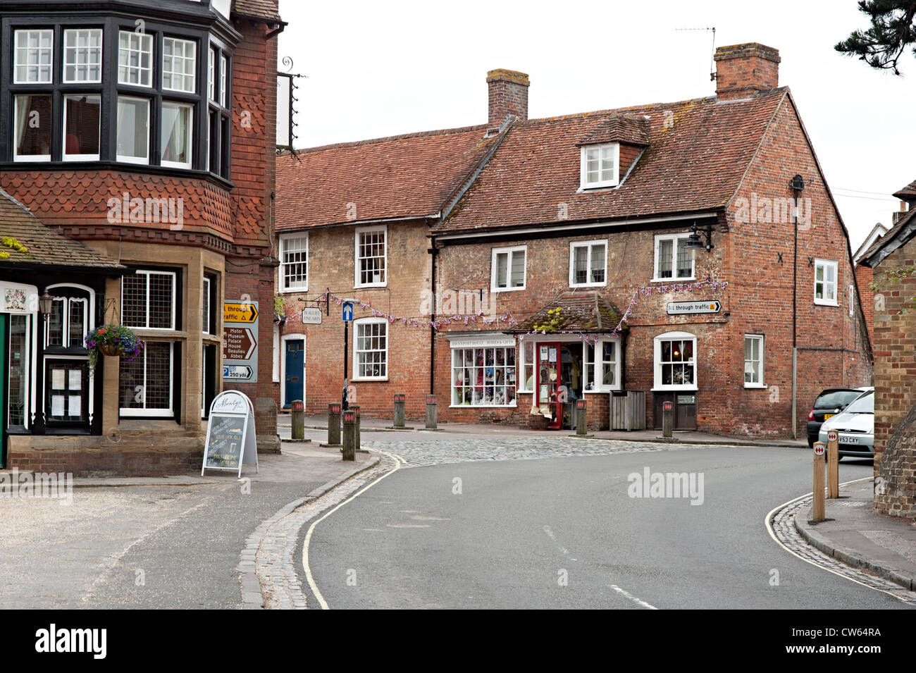 beaulieu new forest high street Stock Photo - Alamy
