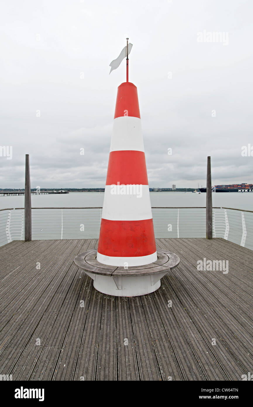 Hythe promenade Hampshire Stock Photo - Alamy