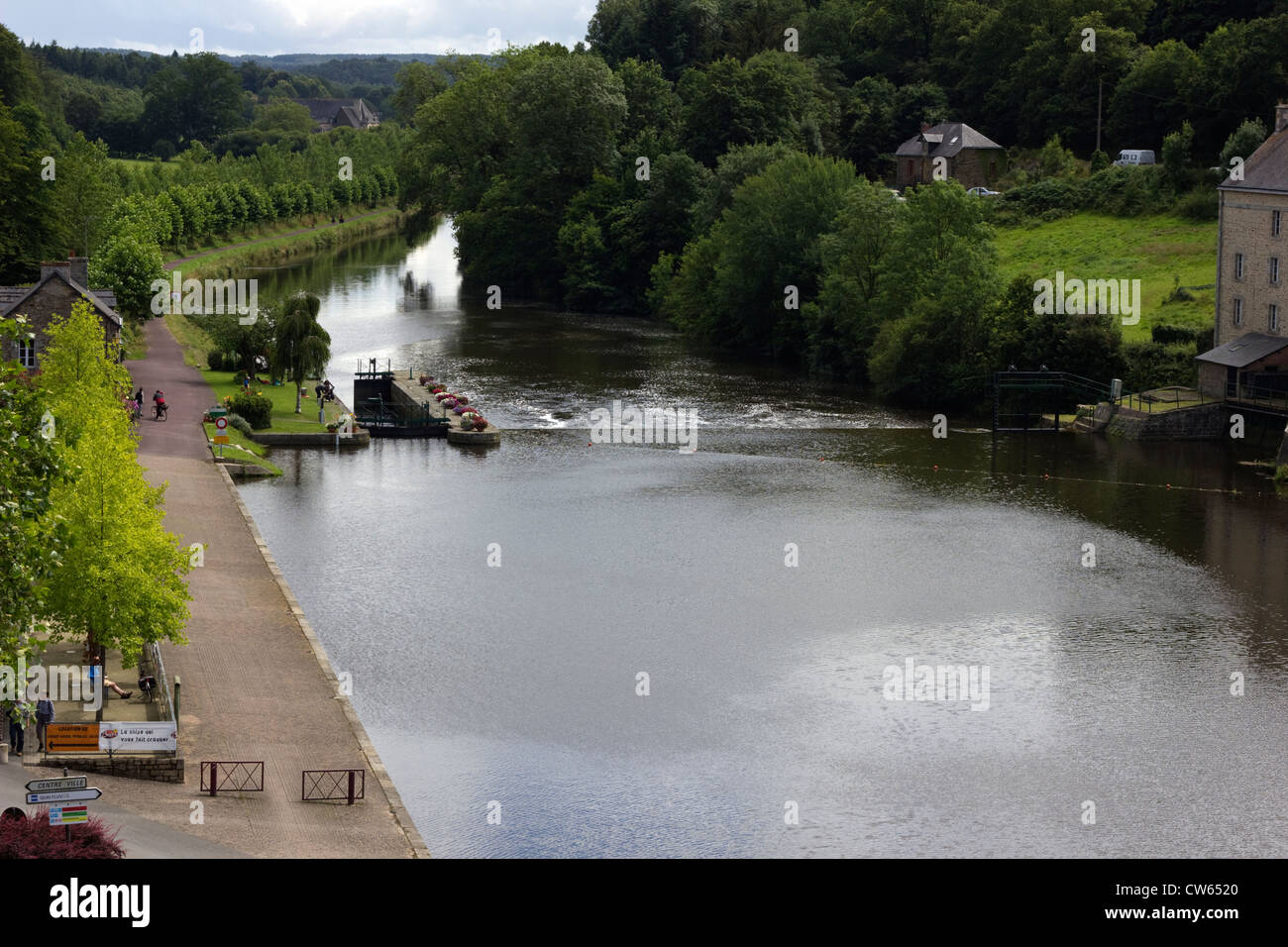 To oust hi-res stock photography and images - Alamy