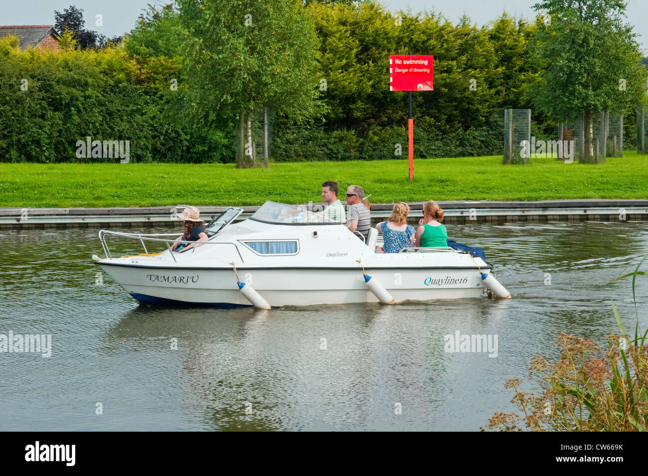 A small boat on the basin which links the Ribble link waterway to the ...