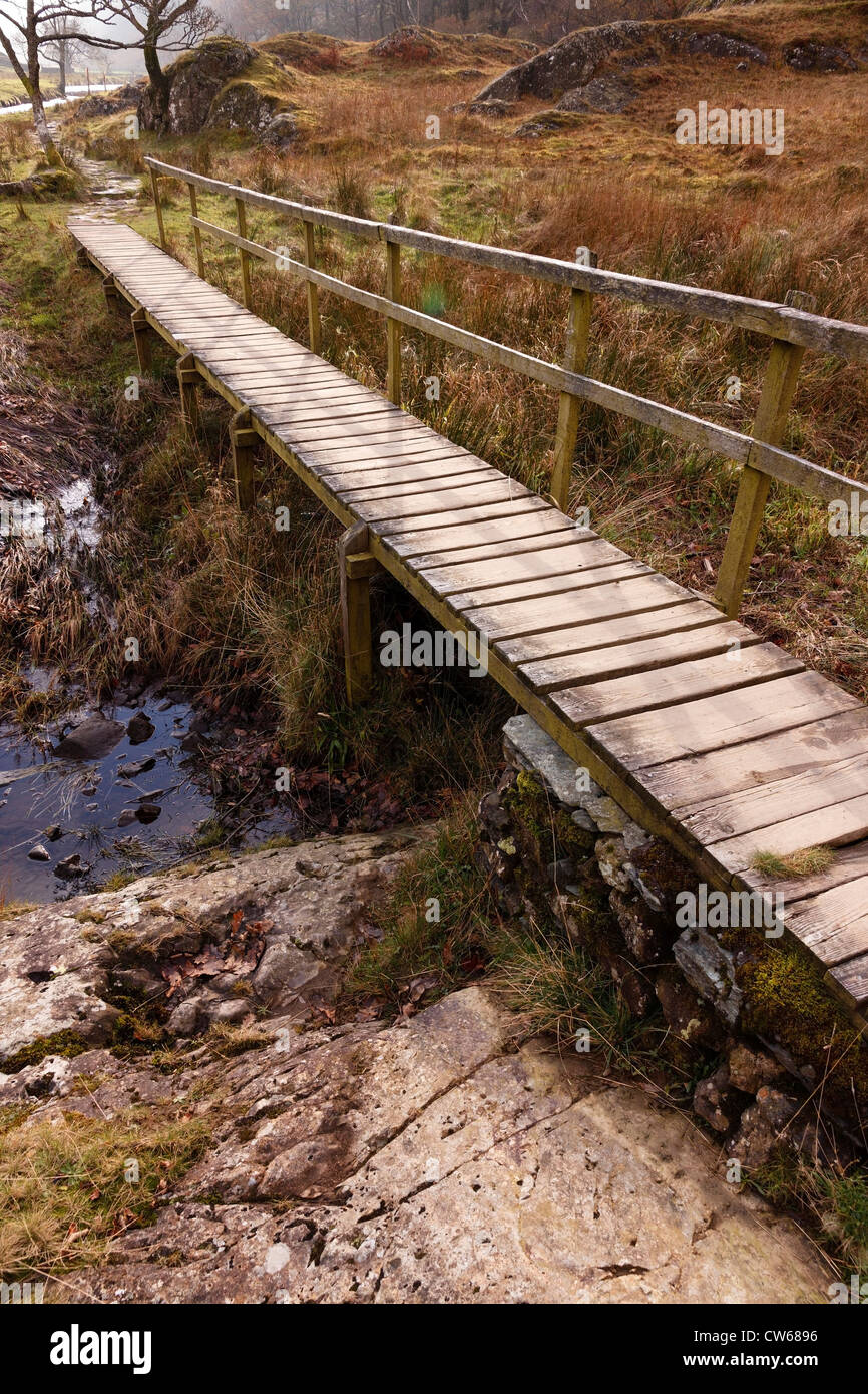 Footpath lake district hi-res stock photography and images - Alamy