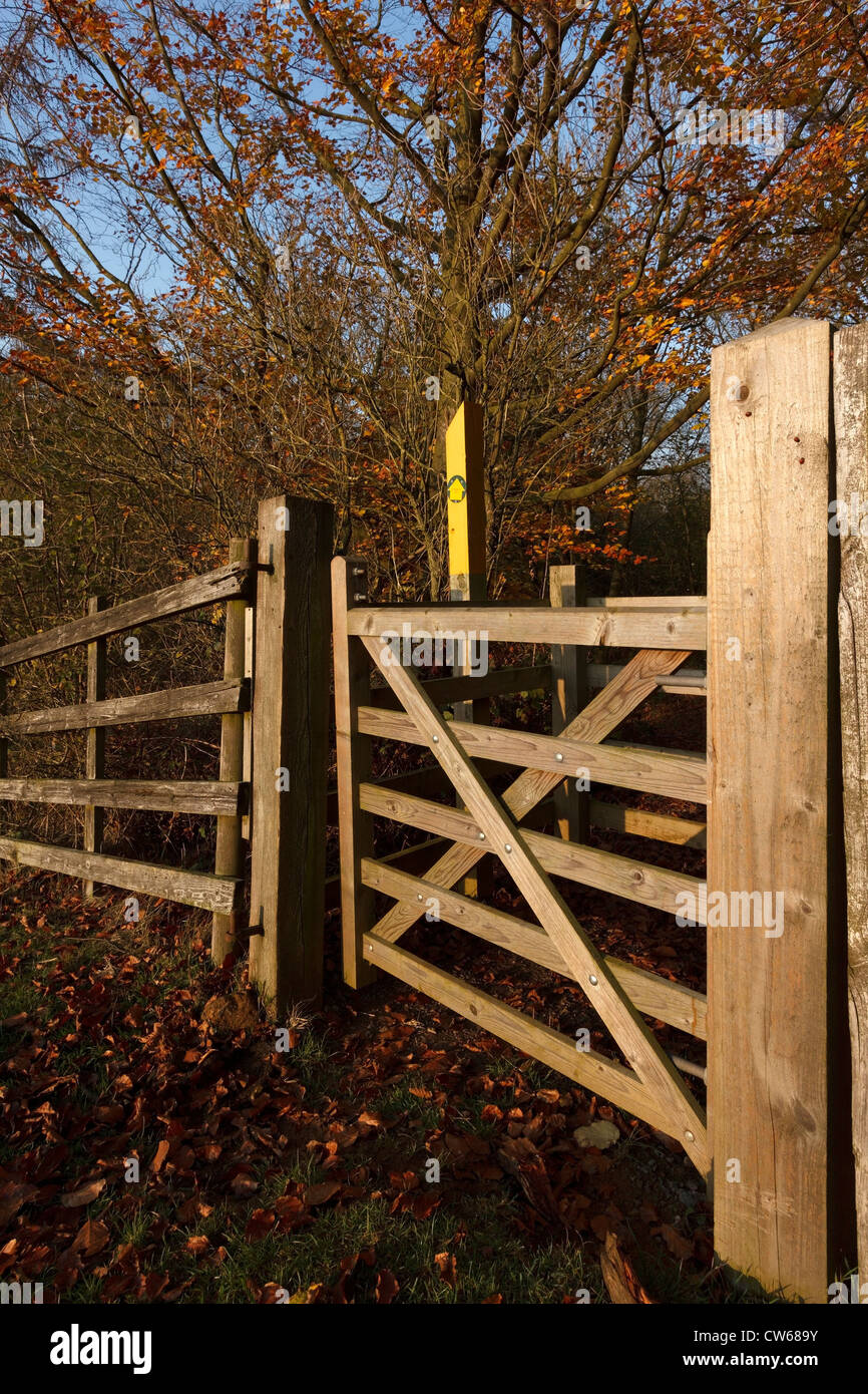 On public footpath hi-res stock photography and images - Alamy