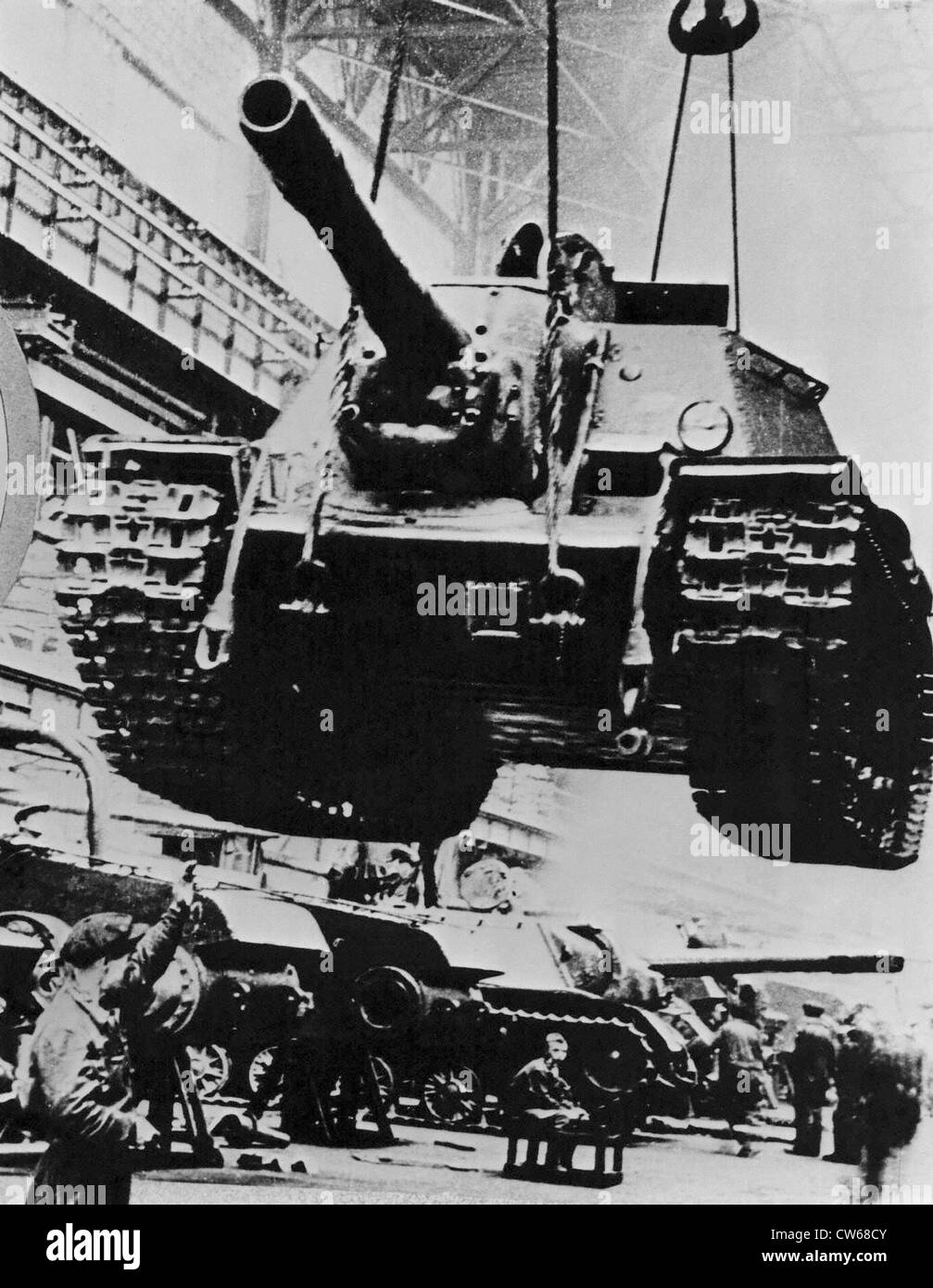 Tank factory world war ii Black and White Stock Photos & Images - Alamy