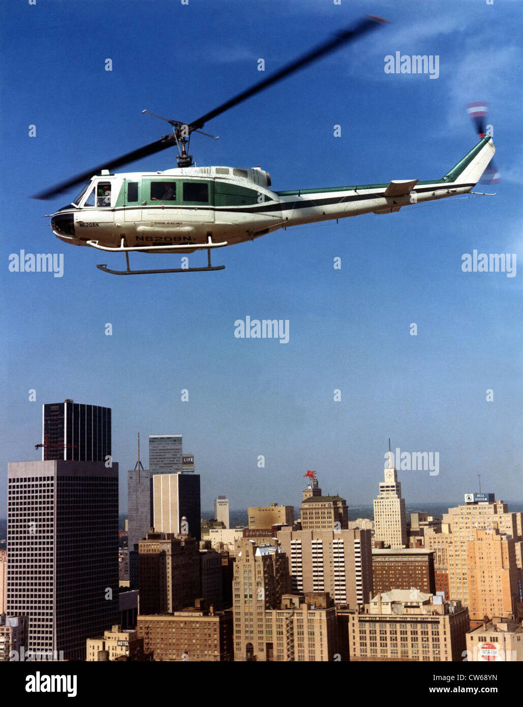 French Aérospatiale SA-350 Puma helicopter Stock Photo - Alamy