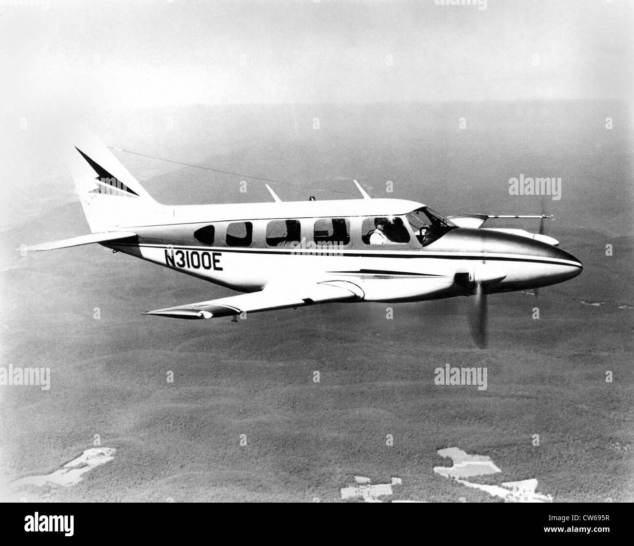 American Piper Navajo business and commuter plane Stock Photo - Alamy