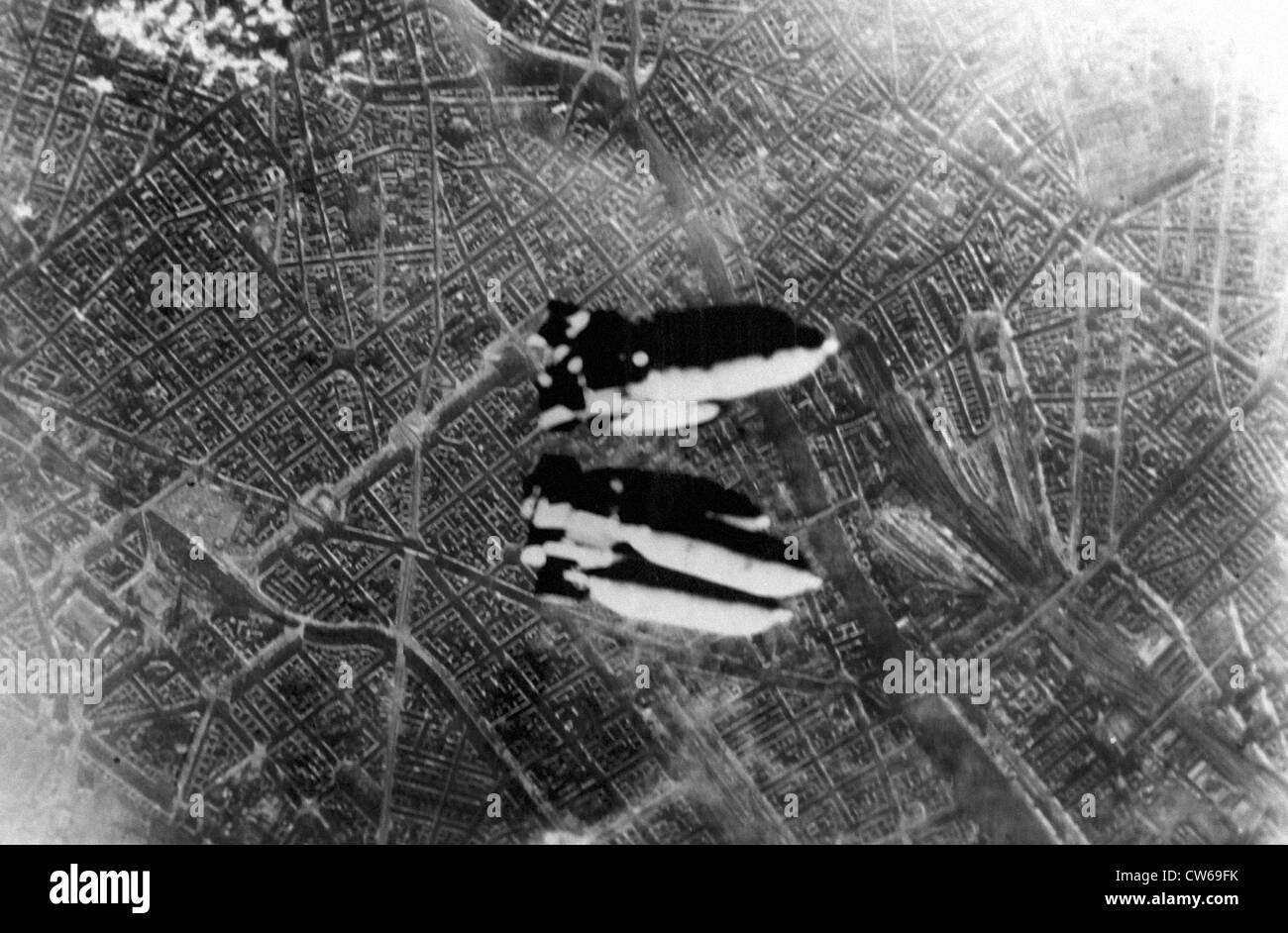 Bombing raid hi-res stock photography and images - Alamy