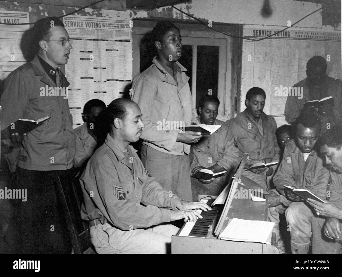 U.S black soldiers sing in France Nov.6,1944 Stock Photo - Alamy
