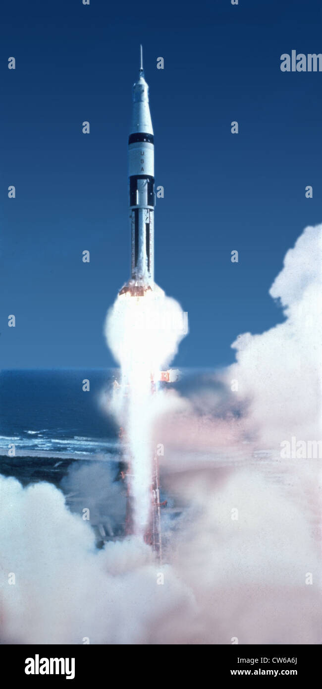 Apollo 11 launch hi-res stock photography and images - Alamy