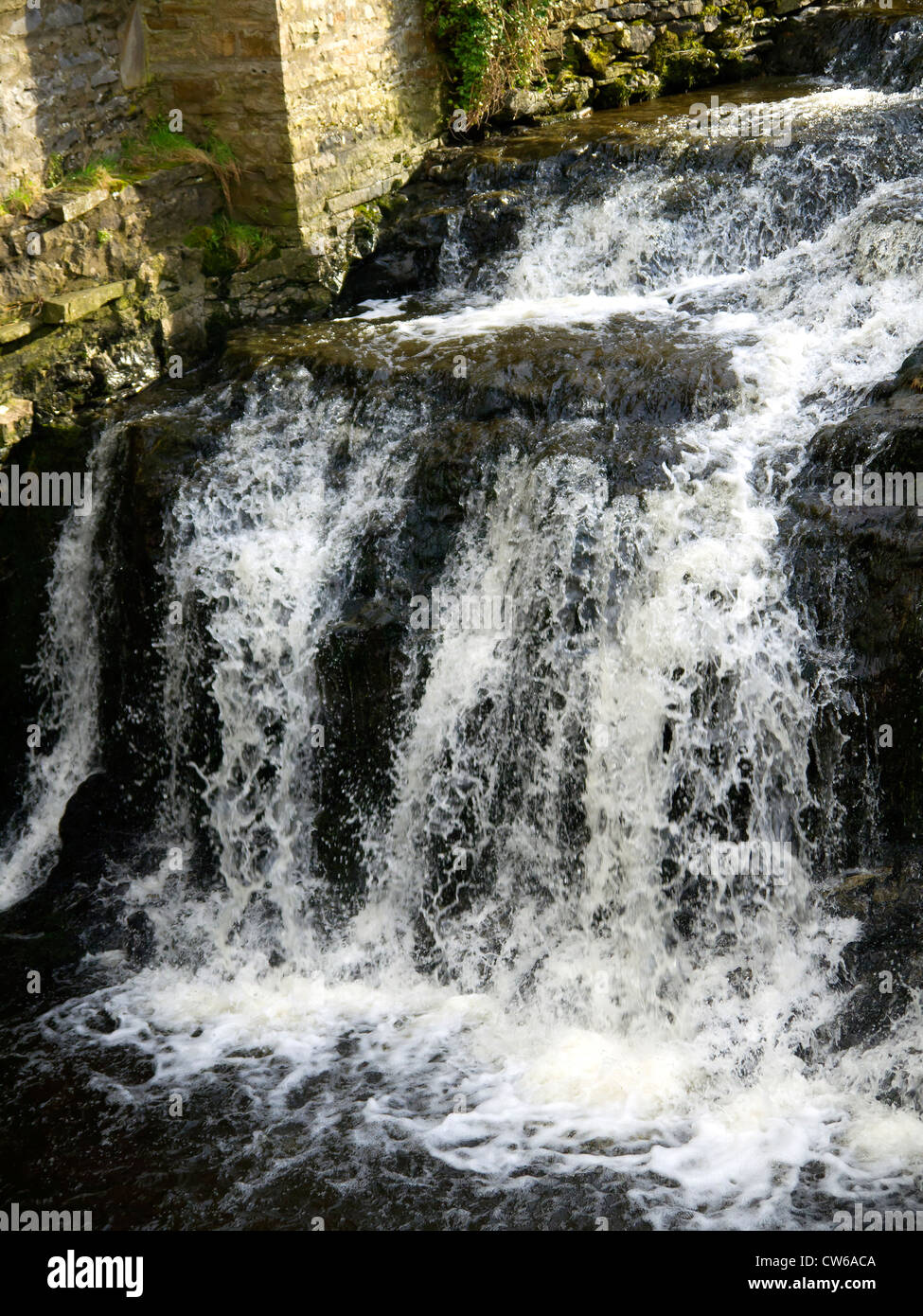 Yorkshire hawes waterfall river ure hi-res stock photography and images ...