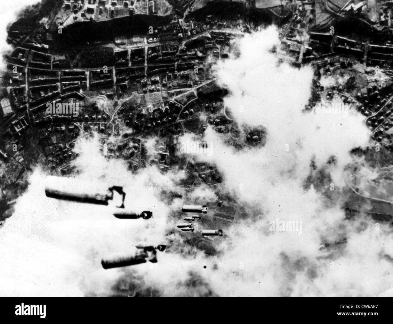 Bombs fall on Dresden (Germany) February 14, 1945 Stock Photo - Alamy