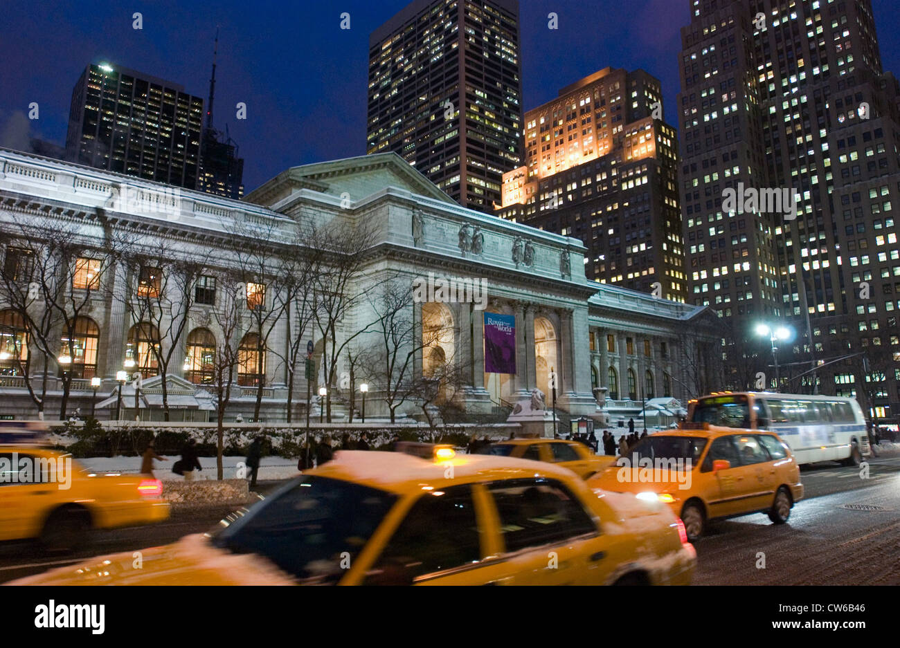 at the Public Library in New York Night Stock Photo - Alamy