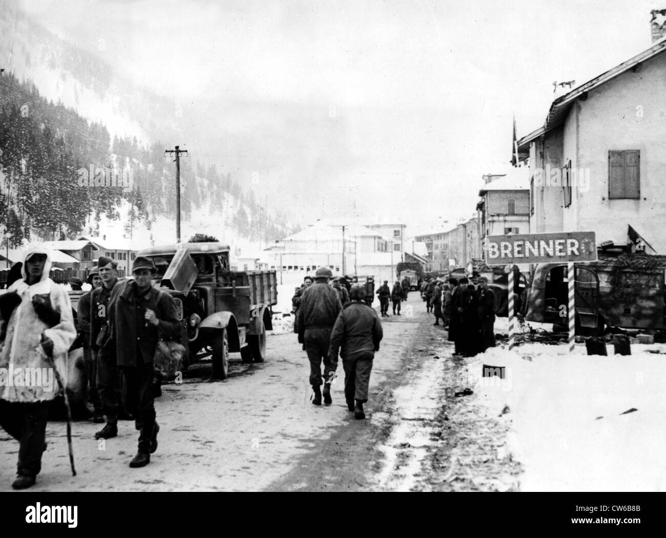 5th and 7th U.S. Armies linkup in Italy (May 4, 1945 Stock Photo - Alamy