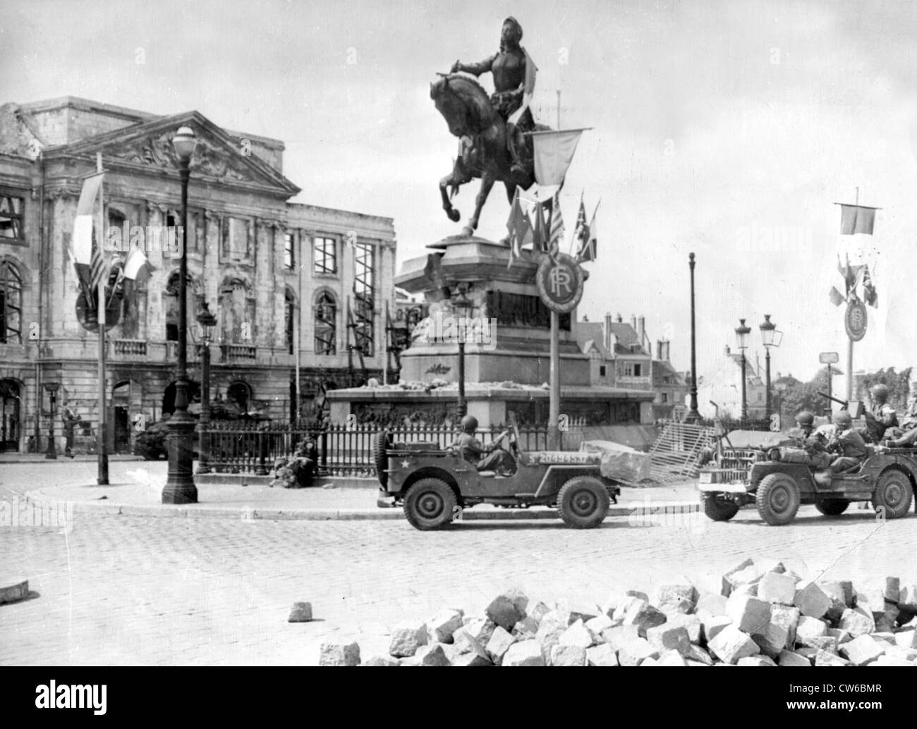 U.S troops in Orleans (France) August 18,1944 Stock Photo - Alamy