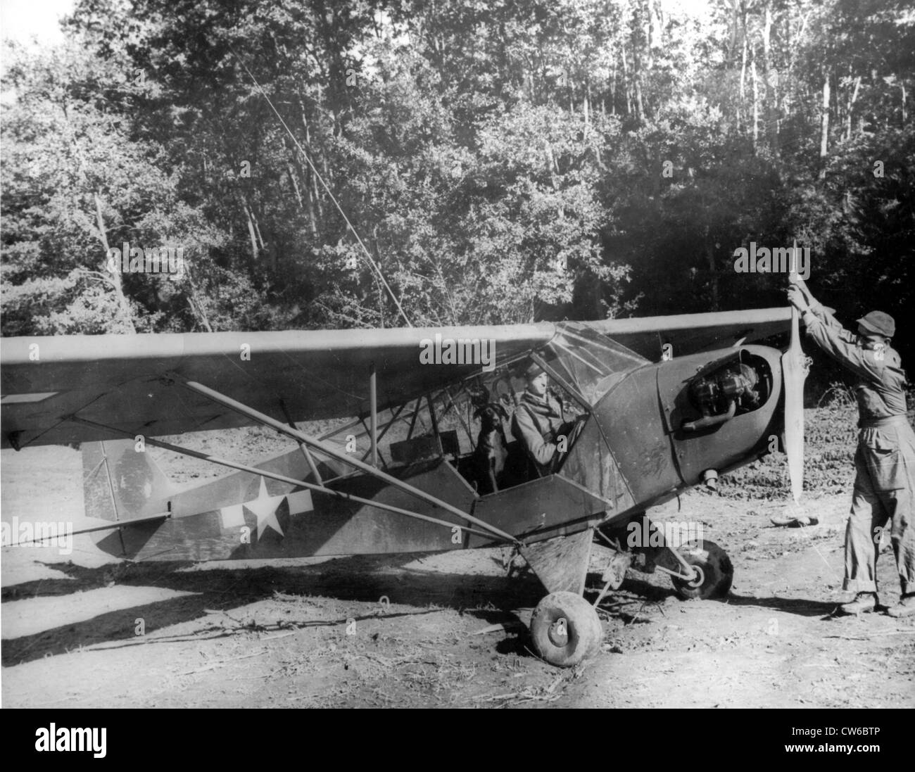 Artillery direct fire hi-res stock photography and images - Alamy