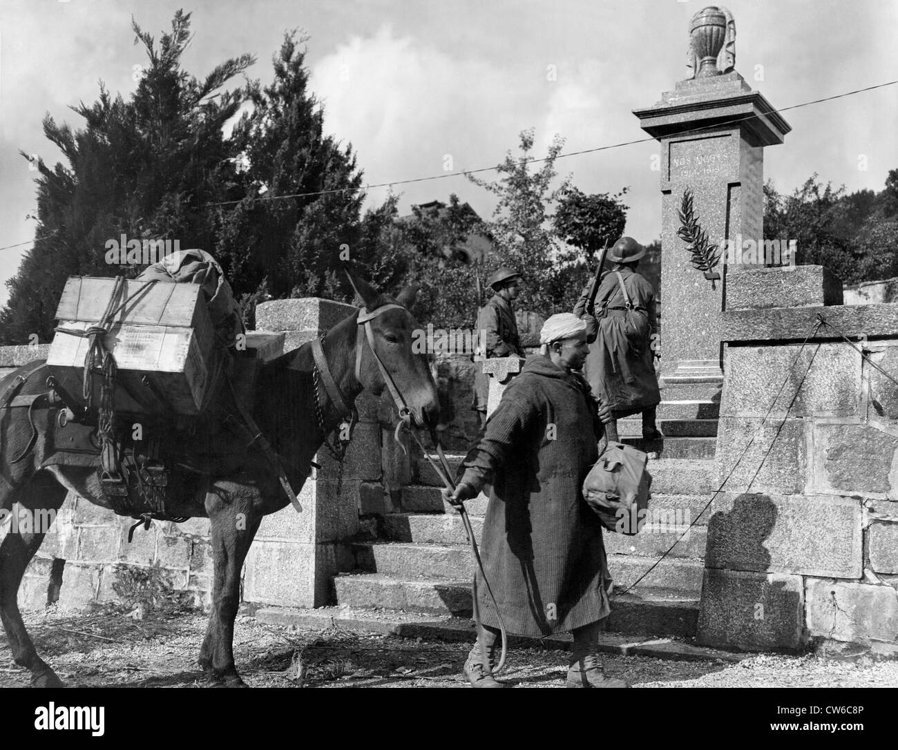 French goumiers in front of World War I memorial in Planois (France ...