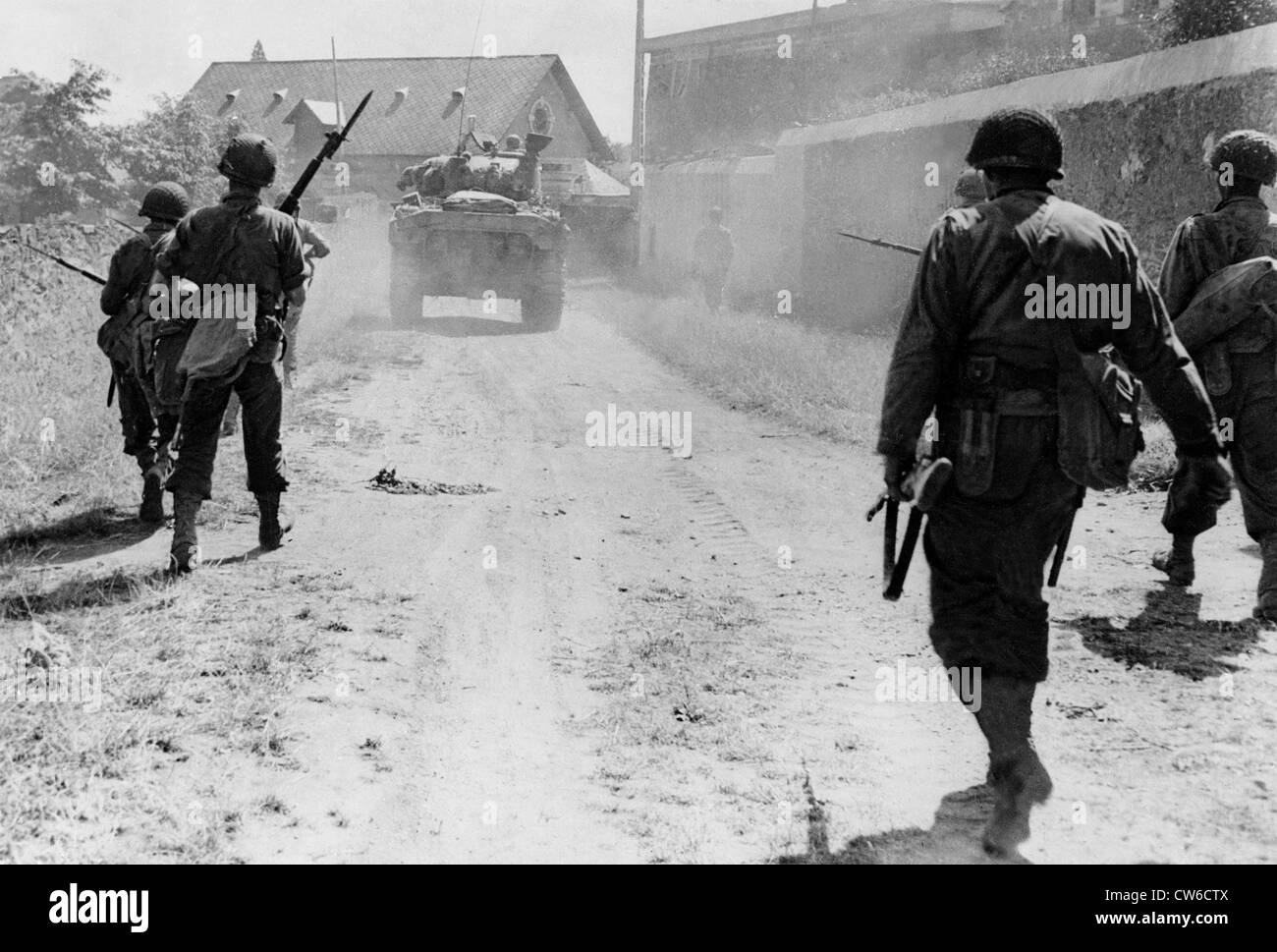 American troops advance to Angers, August 1944 Stock Photo - Alamy