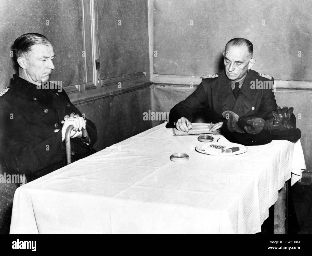 German surrender 1945 hi-res stock photography and images - Alamy German surrender 1945 hi-res stock photography and images - Alamy
