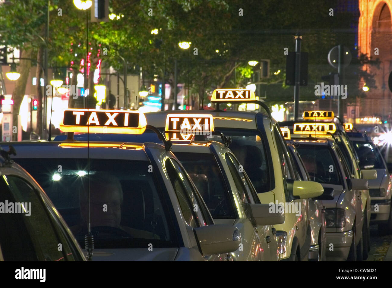 German taxi stand hi-res stock photography and images - Alamy