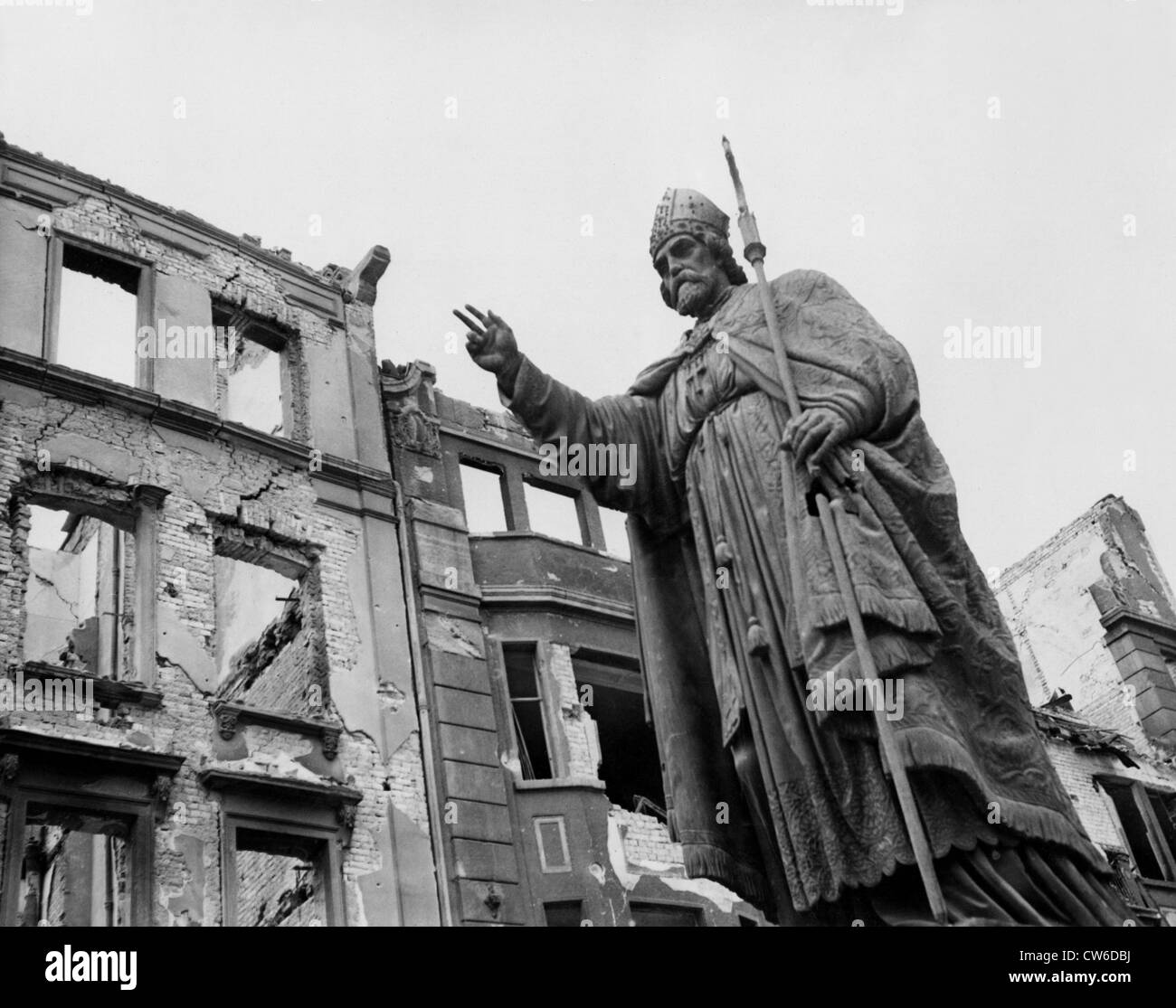 Symbol of peace in midst of devastated Wurzburg (Germany) April 5, 1945 ...