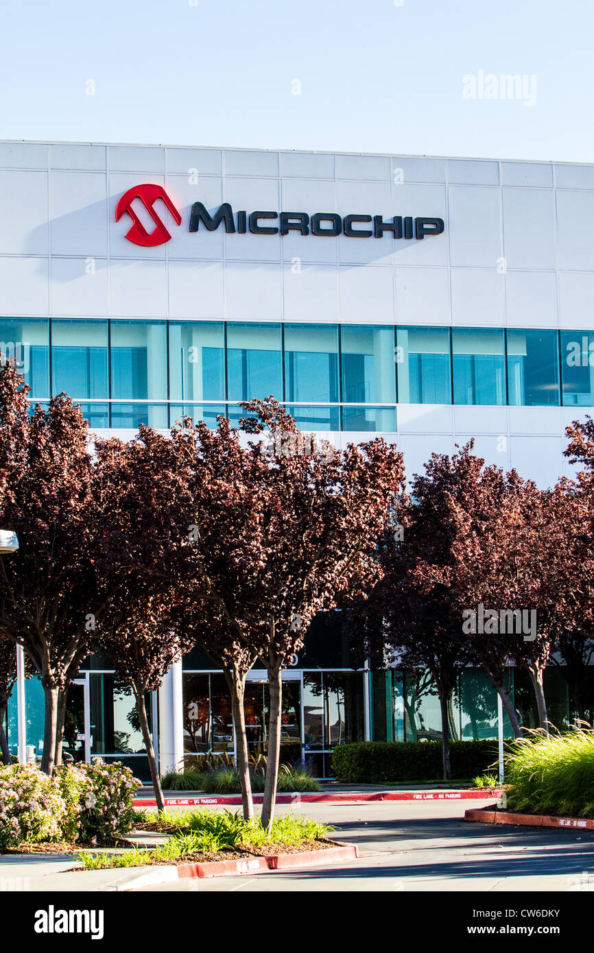 Semiconductor manufacturer hi-res stock photography and images - Alamy