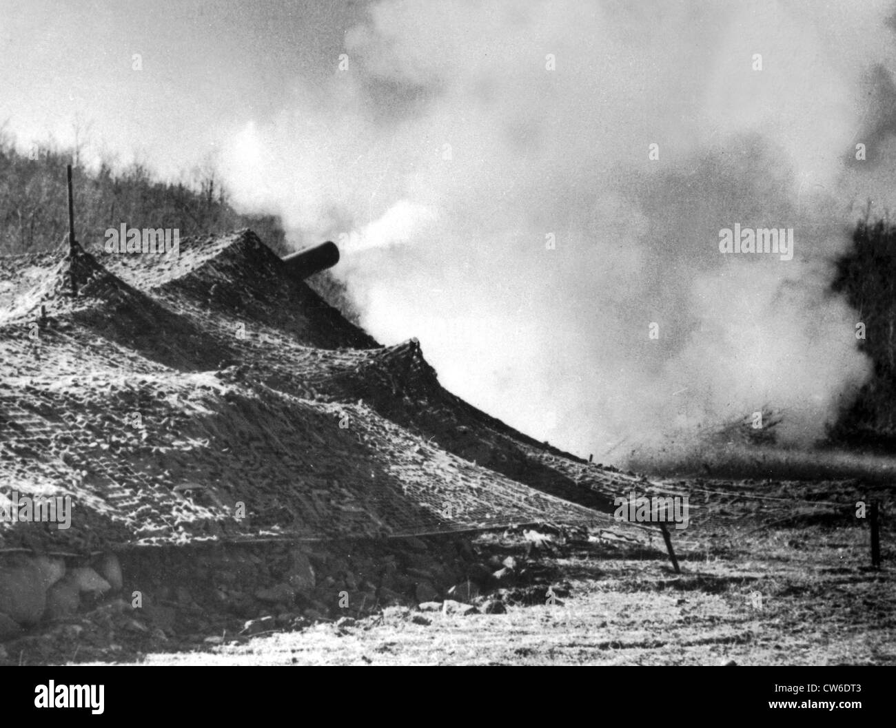 An American 240 mm. Howitzer bombards enemy positions in the Mt Lungo ...