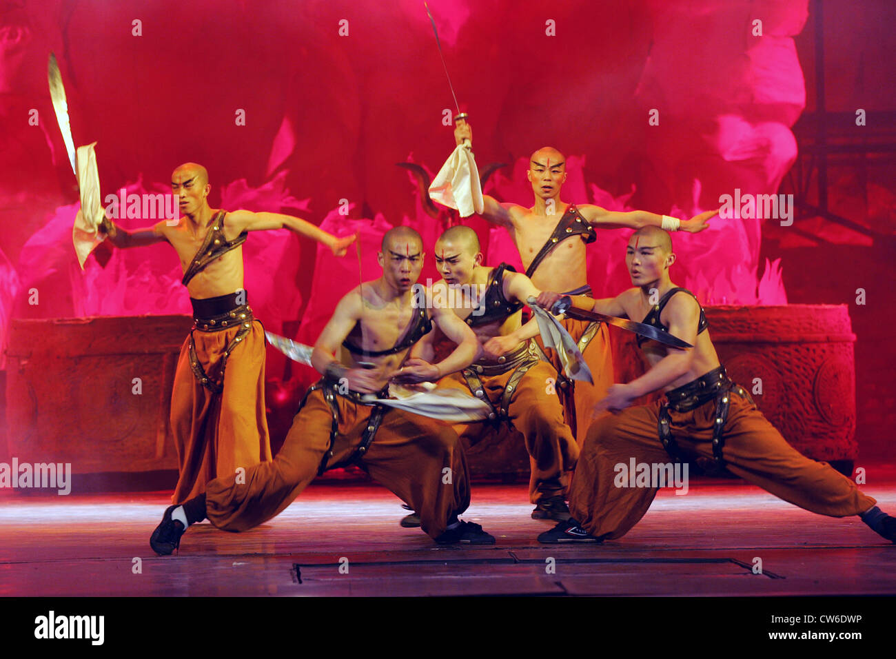 Beijing artists show their acrobatics Stock Photo - Alamy