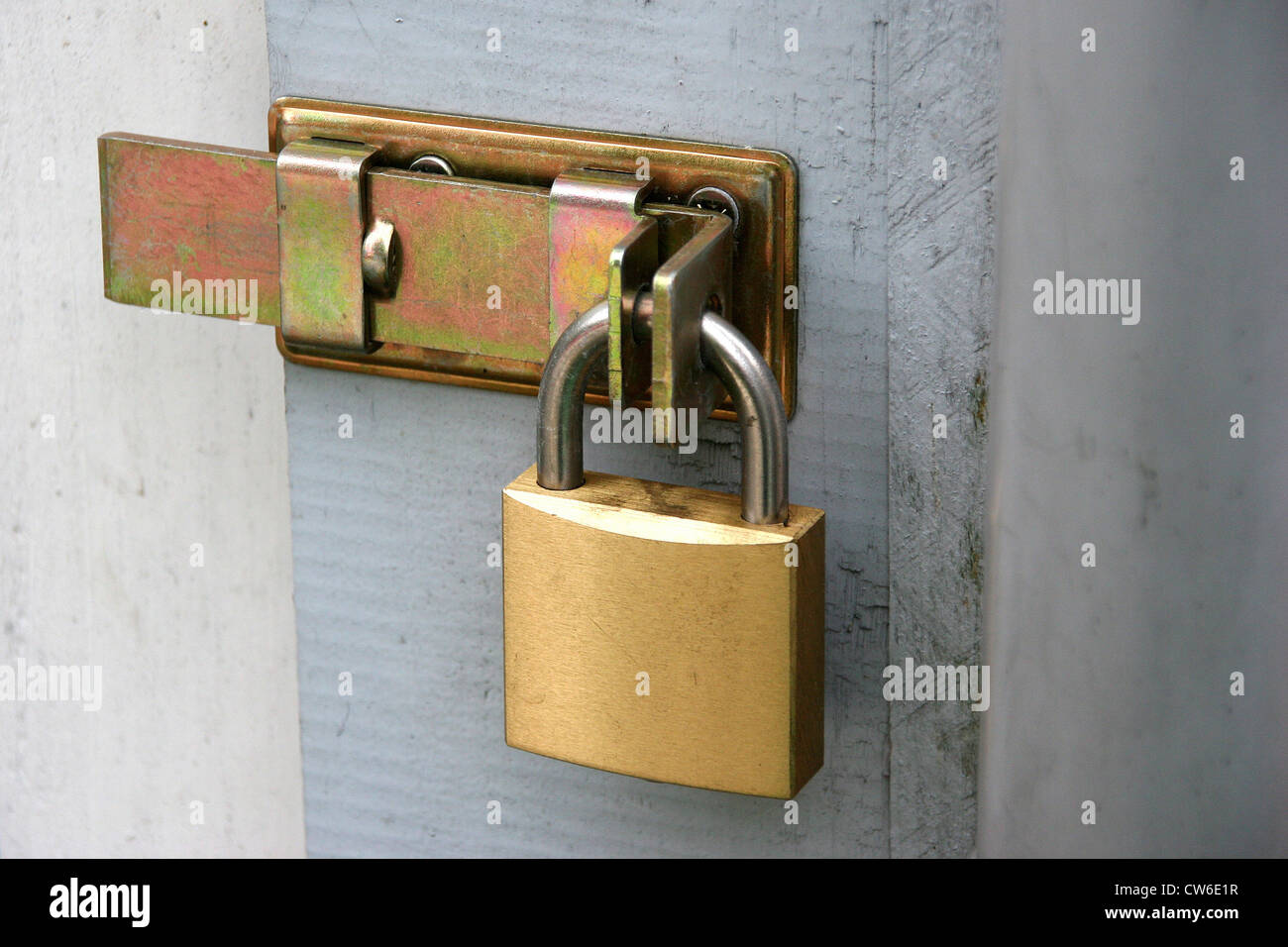 Horizontal Interlock High Resolution Stock Photography and Images - Alamy