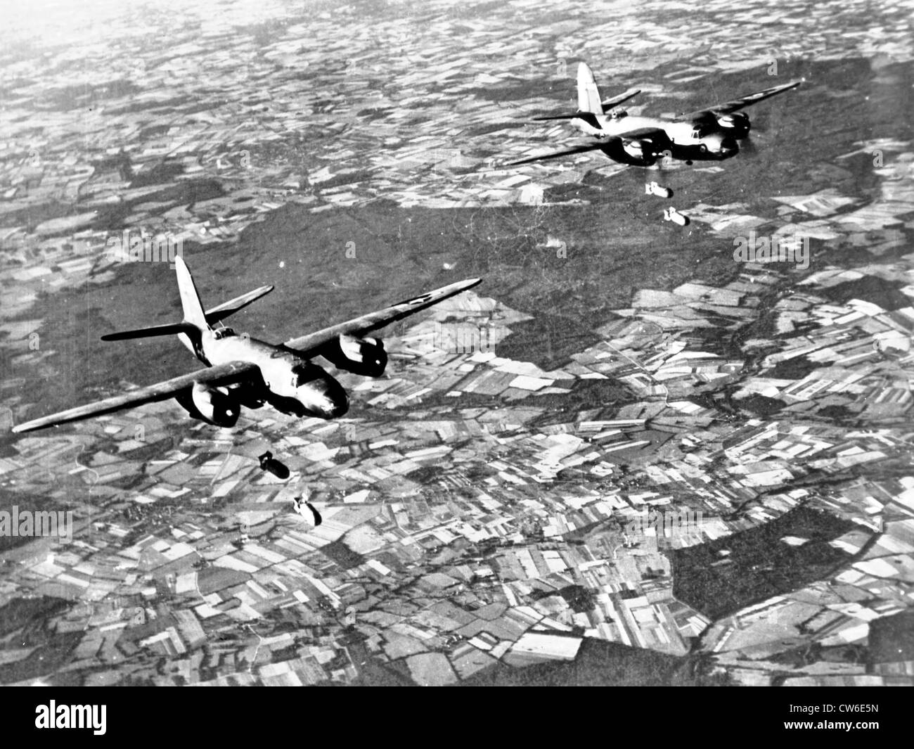 Drop bombs hi-res stock photography and images - Alamy