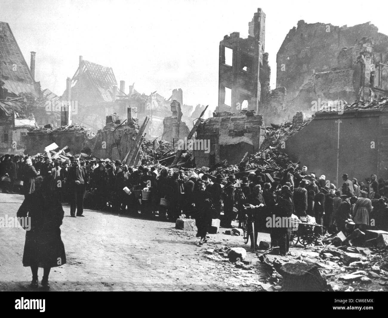 Civilians queue up for food in Nuremberg, End of April 1945 Stock Photo ...